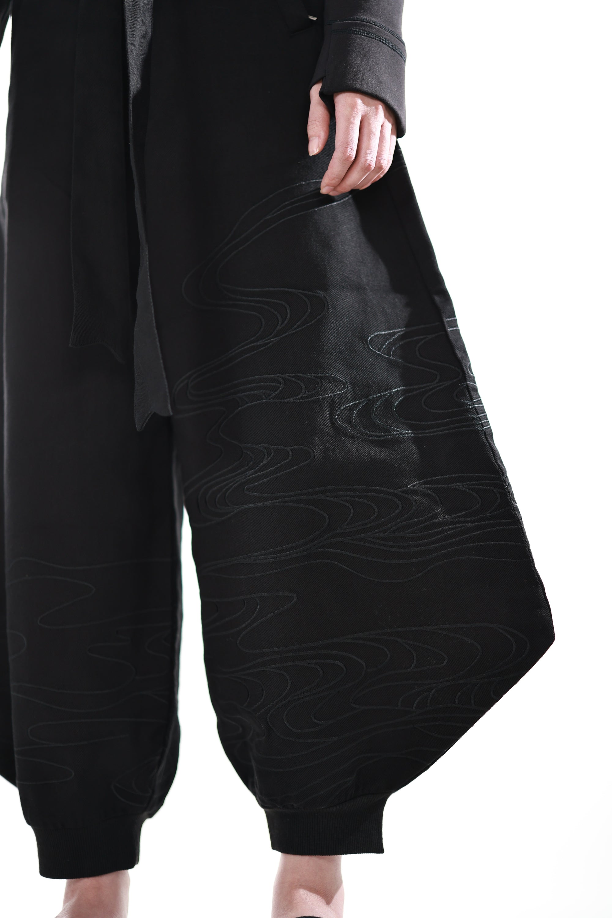 Shibuya Pants Preorder | Subtle Japanese Pants | Black Harem Pants ...